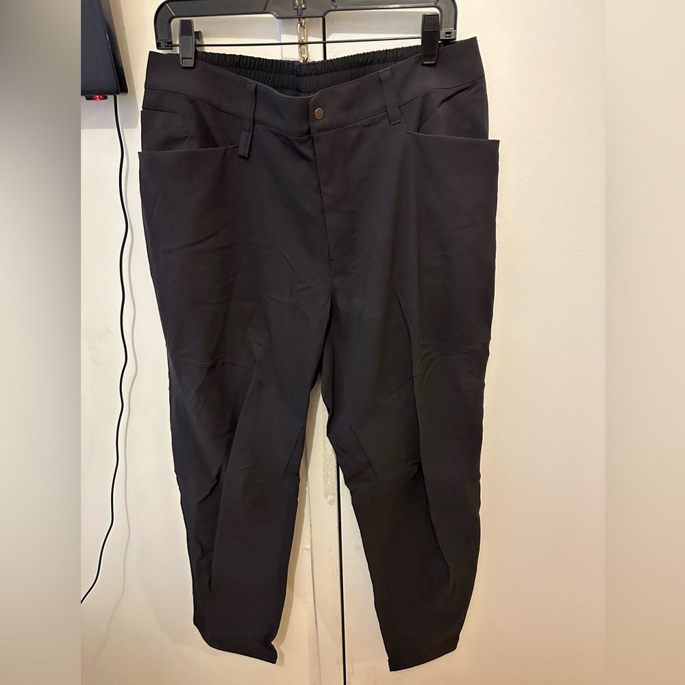 Lululemon Mens 5 Pocket Black Pants - Gem